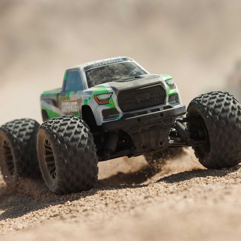 ARRMA Granite MEGA 665 4x4 Monster Truck - Video | RC Newb
