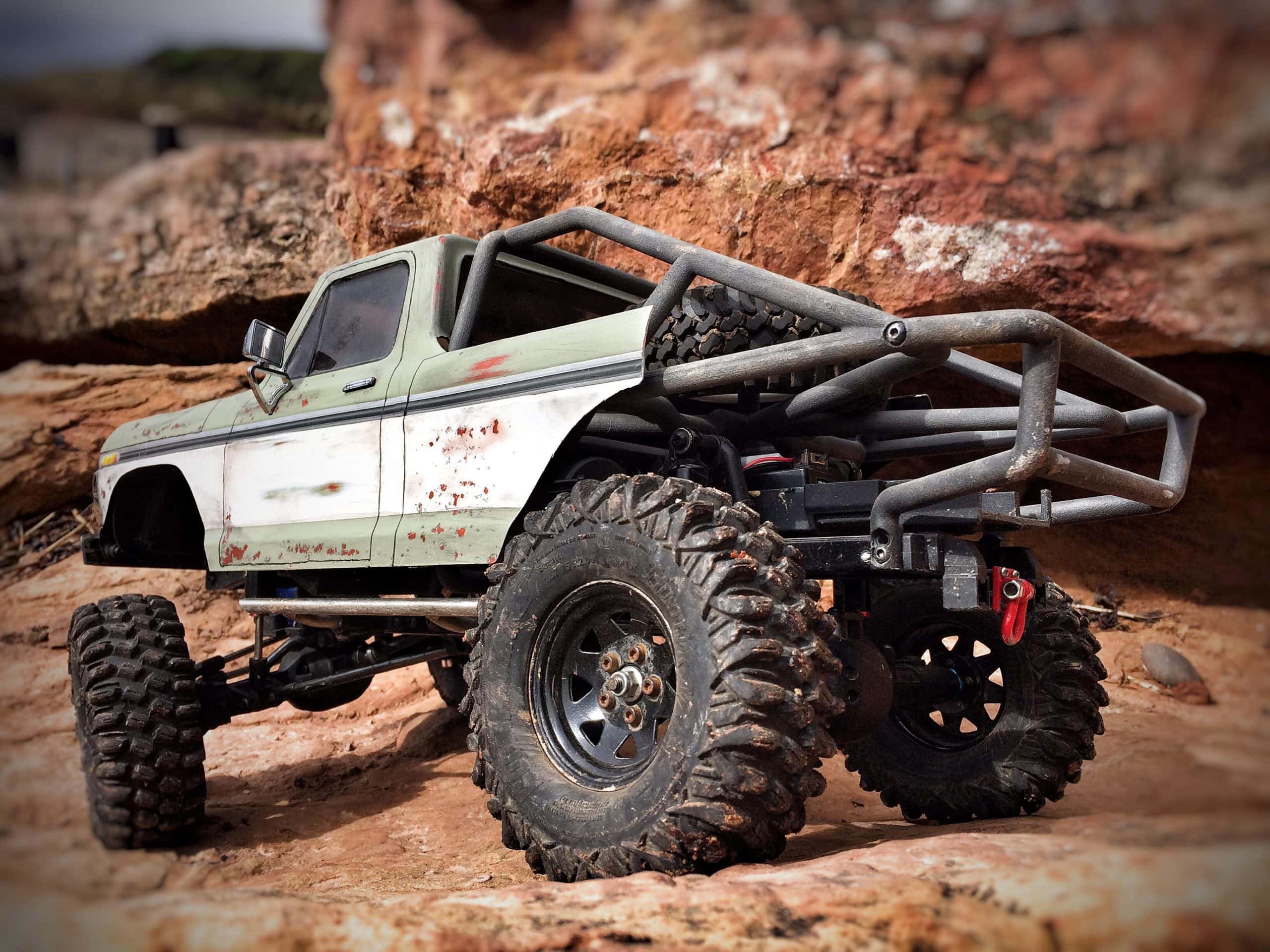 A Cage-back Classic: Adam Clift's Carisma SCA-1E Ford F-150 | RC Newb