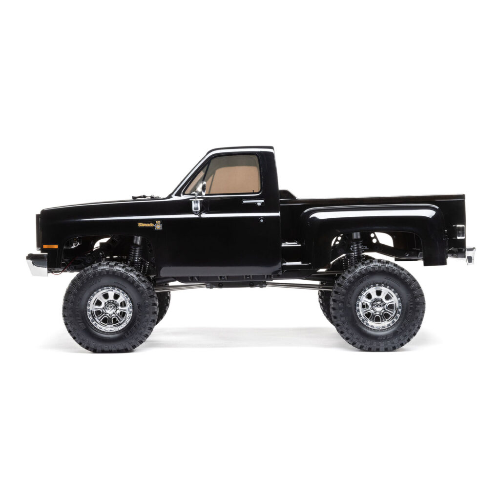 Axial SCX10 III Base Camp 1982 Chevy K10 RTR [Photo Gallery] | RC Newb