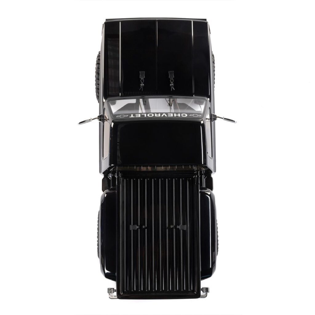 Axial SCX10 III Base Camp 1982 Chevy K10 RTR [Photo Gallery] | RC Newb