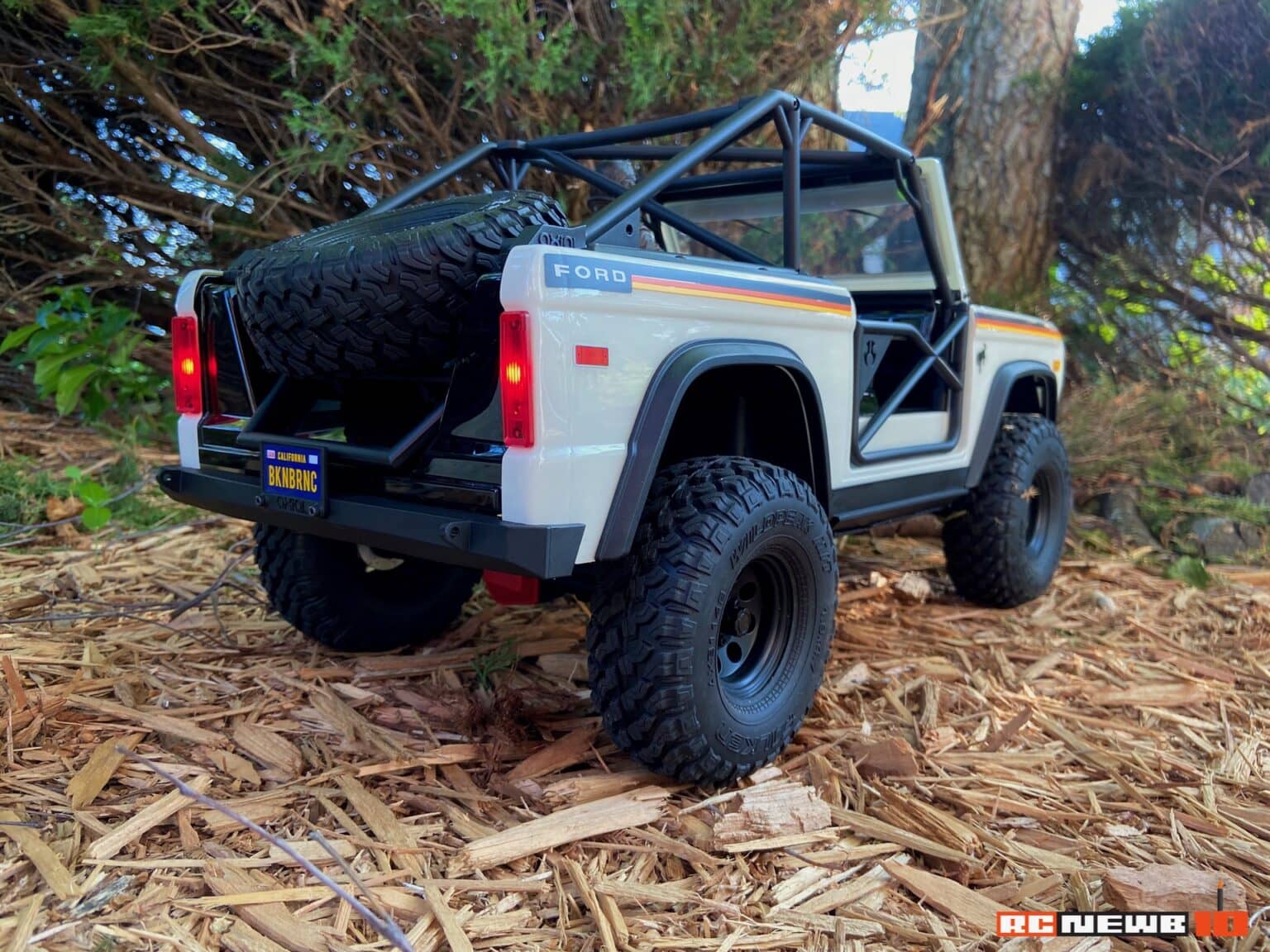Creating a Custom SCX10 III Early Ford Bronco | RC Newb