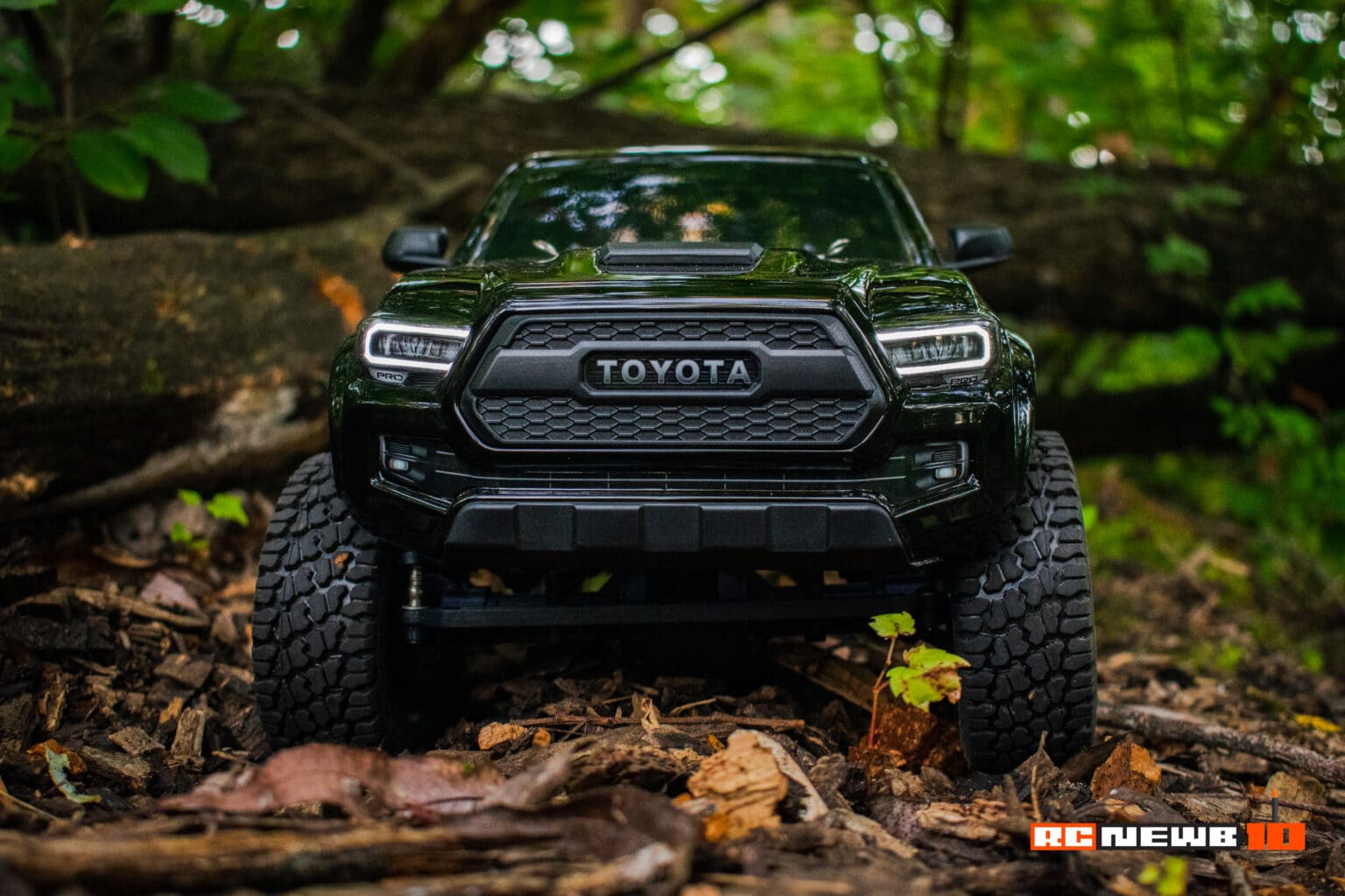 Review: Carisma SCA-1E 2021 Toyota Tacoma TRD Pro RTR | RC Newb
