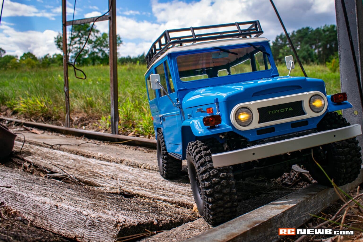 Gallery: FMS 1/10 FJ40 Land Cruiser [Photos] | RC Newb