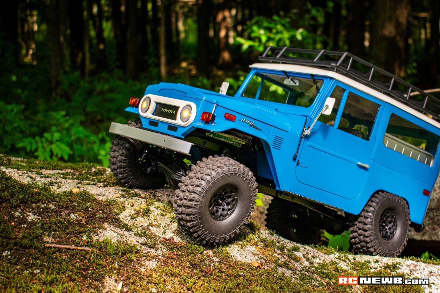 Gallery: FMS 1/10 FJ40 Land Cruiser [Photos] | RC Newb